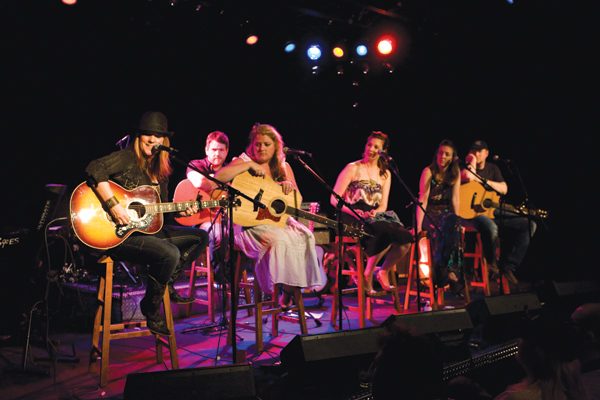 Chatting Up Jen Foster And Antigone Rising - CURVE