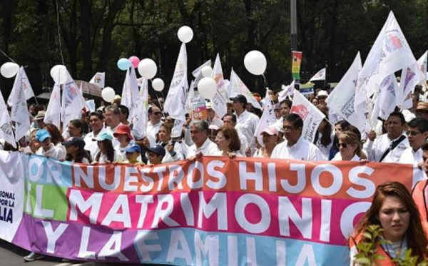 Thousands Rally Against Marriage Equality In Mexico - CURVE