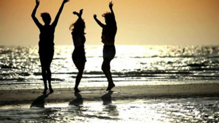 5 Things I Learned From Having A Wild Summer - CURVE